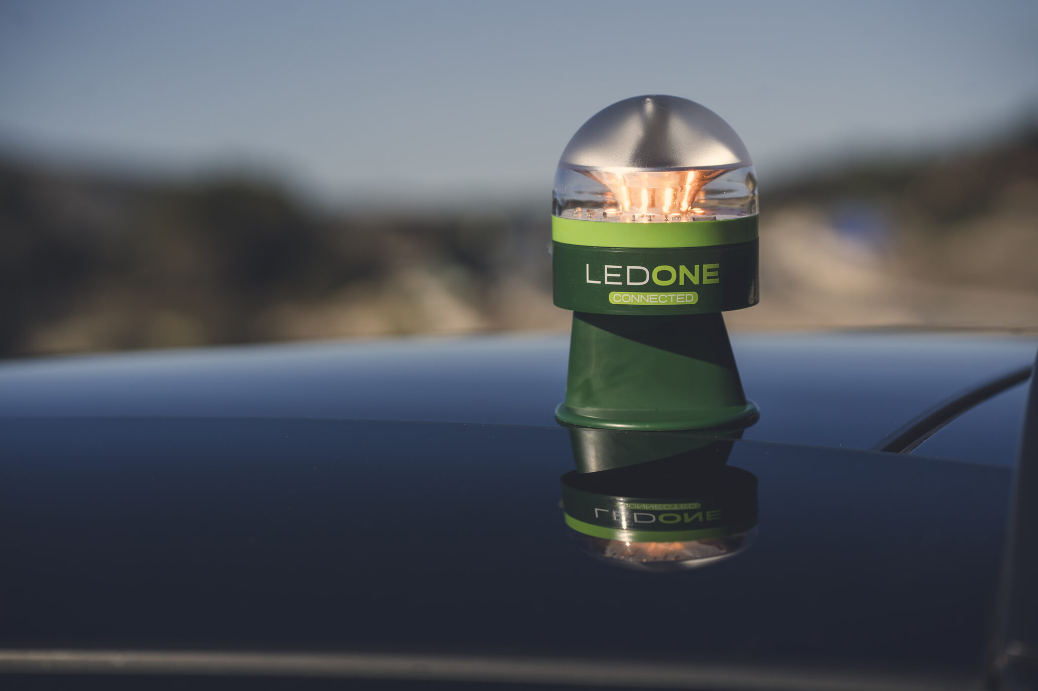 ¿Cómo funciona la baliza V16 geolocalizada? | LEDONE